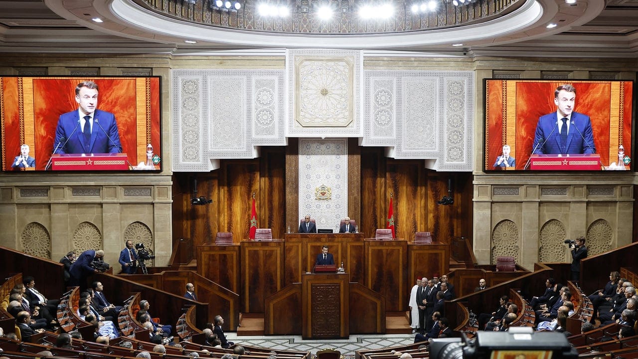 Au Maroc, devant le Parlement, Emmanuel Macron réaffirme la marocanité ...