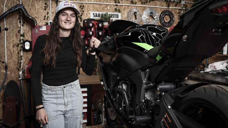 Sarah Lezito, reine des cascades à moto d'Epernay à Hollywood