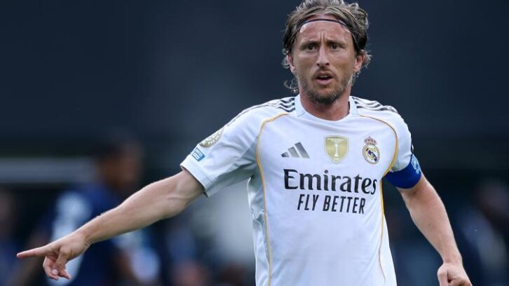 Italie: Modric s'offre à 39 ans un dernier défi à l'AC Milan